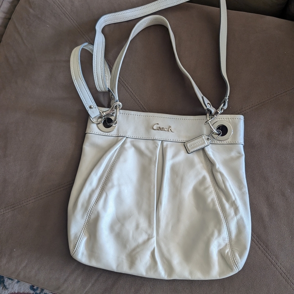 Coach | Bags | Coach Cream Leather Shoulder Bag | Poshmark